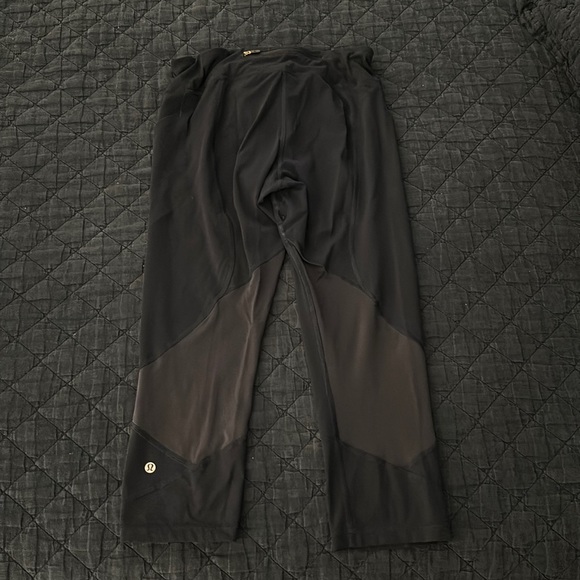 lululemon athletica | Pants & Jumpsuits | Lululemon Workout Capris ...